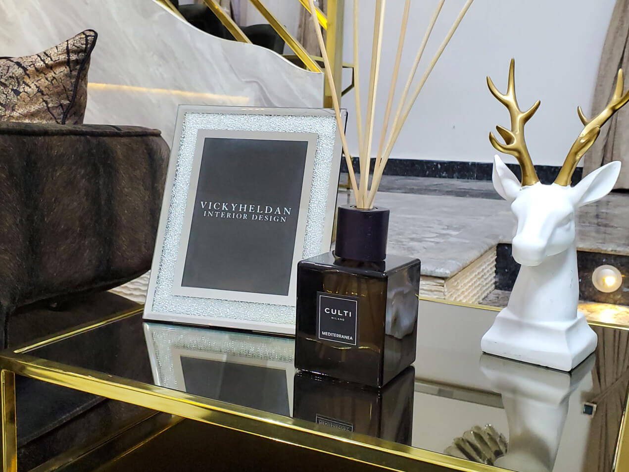 Contact | Vicky Heldan